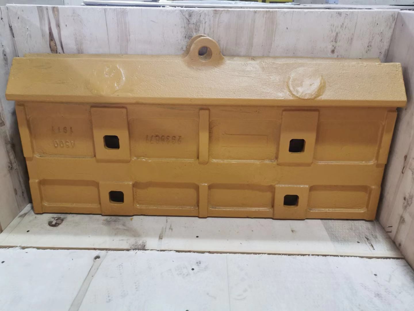 Custom Color Cast Half Arrow Center 4Holes 1006668HAR